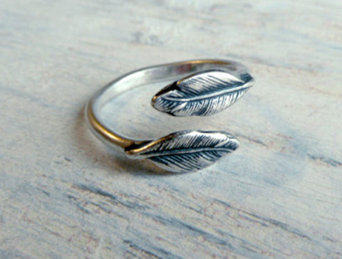 Double feather ring - Charlie High Designs